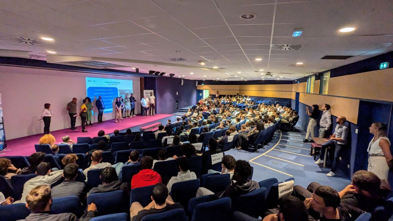 ENSITECH l'école d'informatique qui forme pour le futur