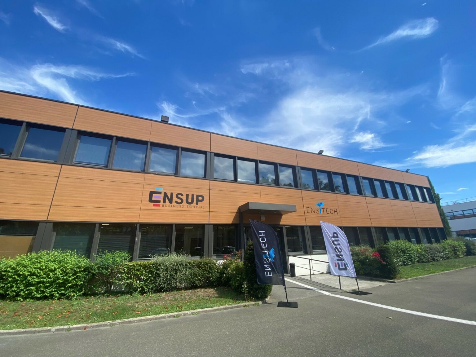 Ecole d'informatique à Saint-Quentin-en-Yvelines - ENSITECH